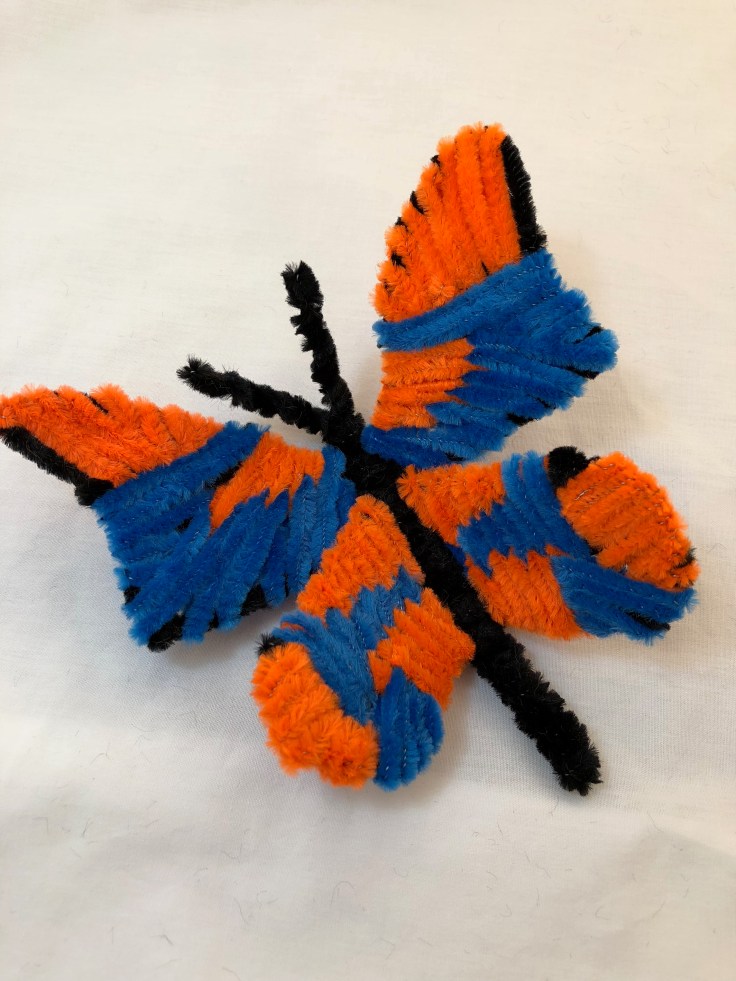 How to Make a Large Pipe Cleaner Butterfly – Easy Step By Step Guide ...