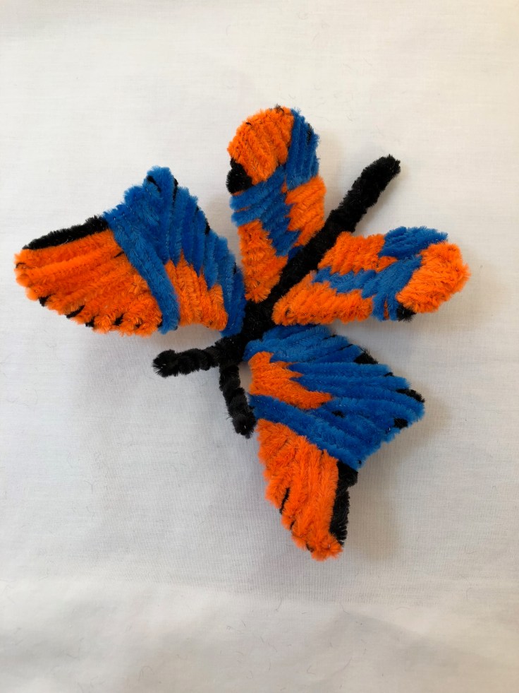 How to Make a Large Pipe Cleaner Butterfly – Easy Step By Step Guide ...